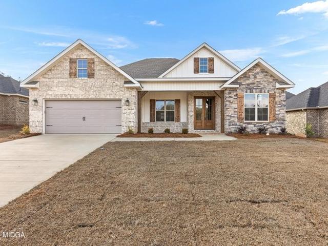 216 Golden Chestnut Bnd, Bonaire, GA 31005