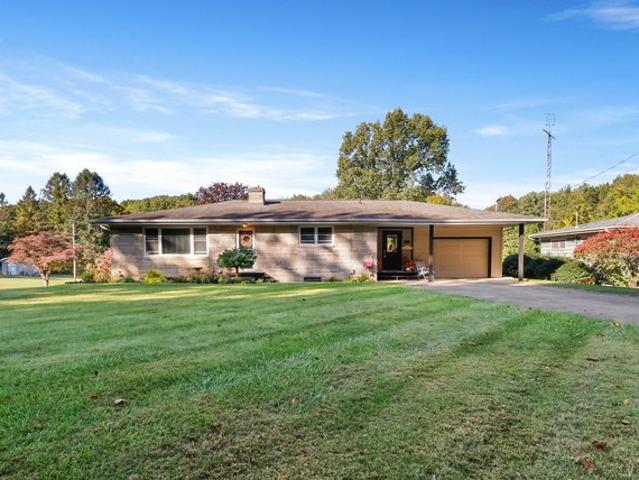 216 Garden St, La Porte, IN 46350