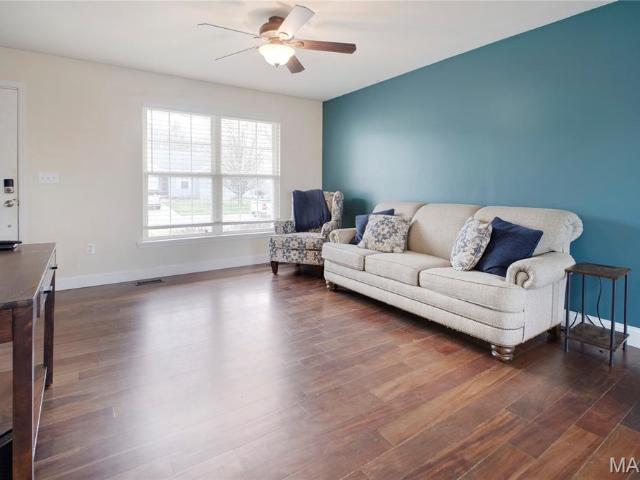 216 Gran Vista Dr, Festus, MO 63028 | Compass