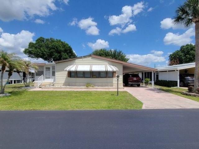 216 Green Meadow Dr, Winter Haven, FL 33884