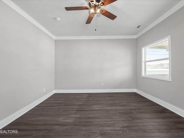 216 Dameron Ave