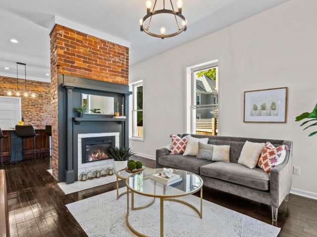 216 E Fifth Street