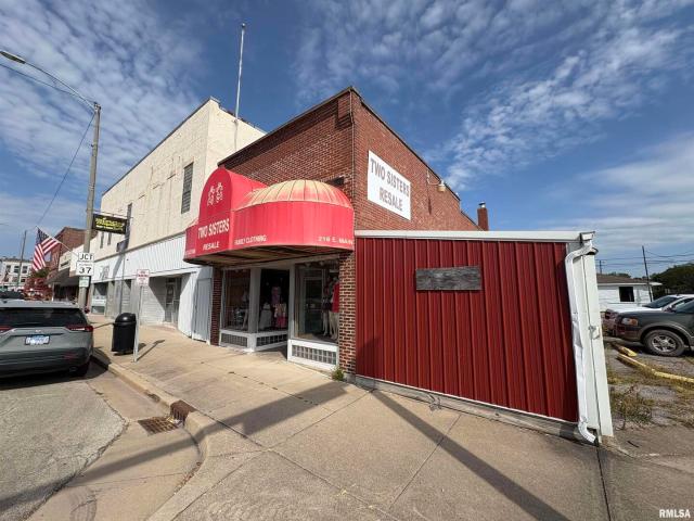 216 E MAIN Street