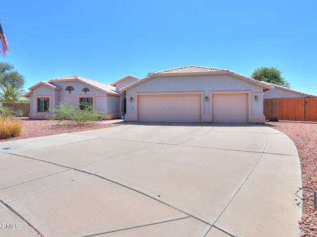 216 e pebble court