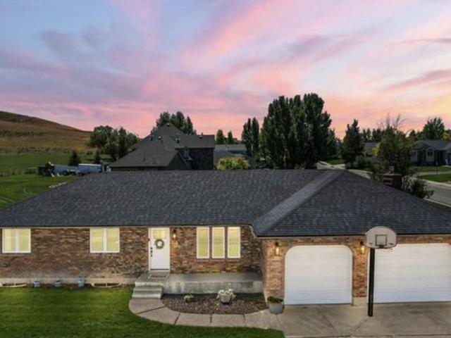 216 E Smith Ln, Coalville, UT 84017