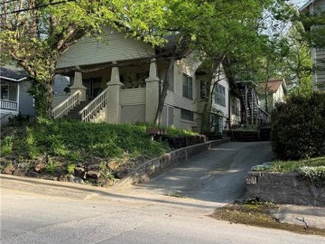216 E Spring St Units 1 & 2 and 3, Fayetteville, AR 72701