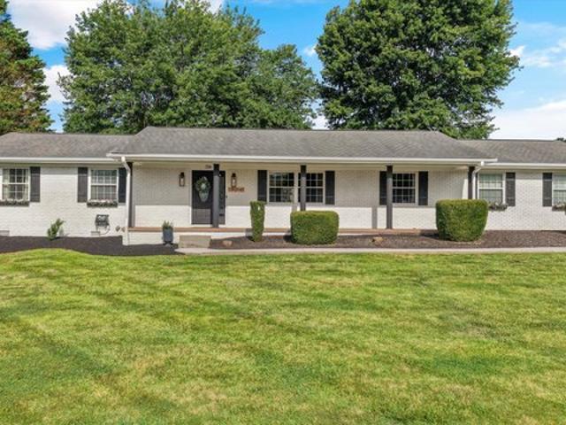 216 Foothills Dr, Seymour, TN 37865