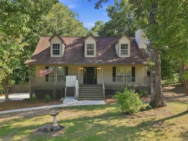 216 Forest Pkwy, Alabaster, AL 35007