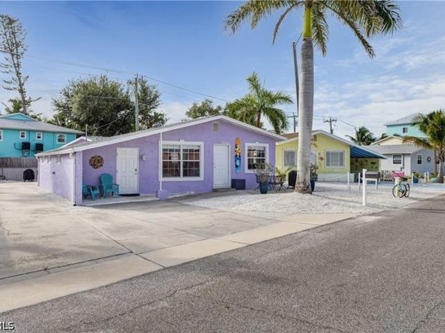 216 Fairweather Ln, Fort Myers Beach, FL 33931
