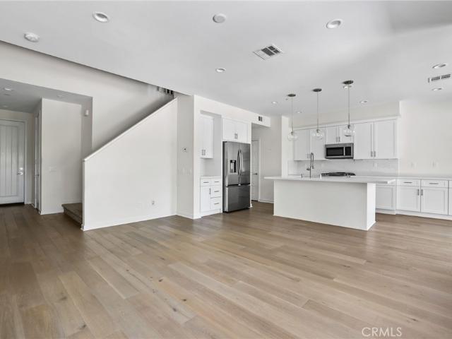 216 Finch