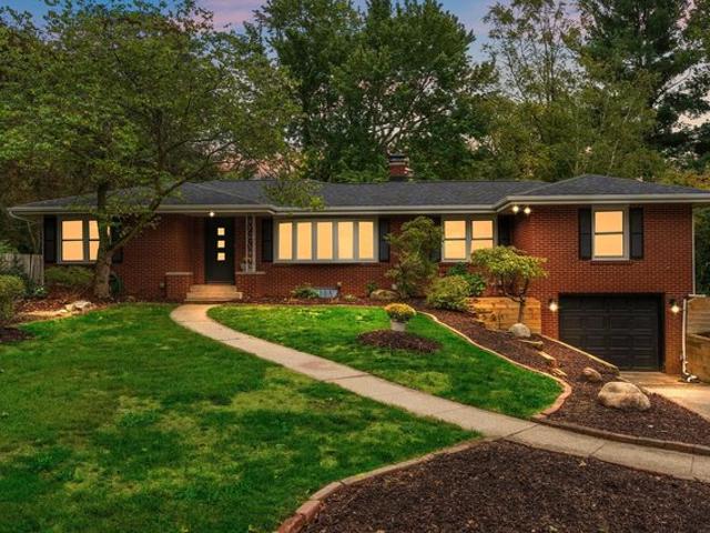 216 Friendship Trl, Michigan City, IN 46360