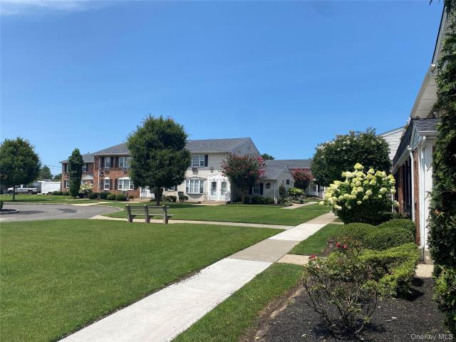216 Kensington Lane 216