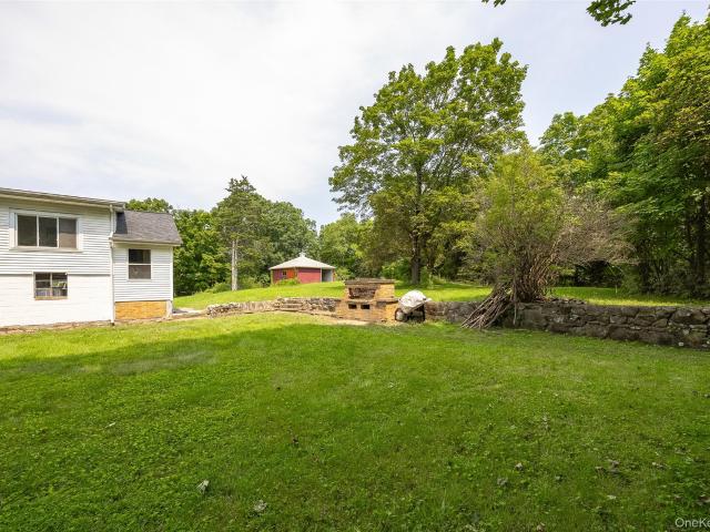 216 Hobbs Lane B