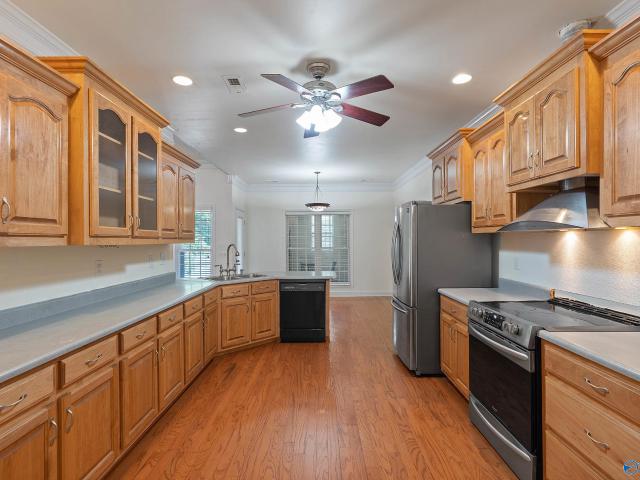 216 Honor Way
