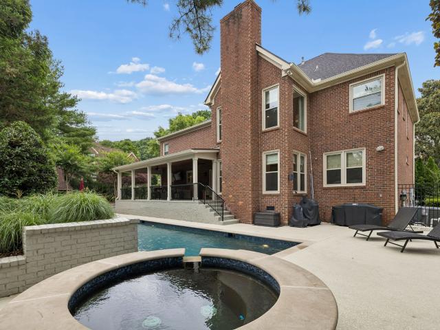 216 Halberton Dr