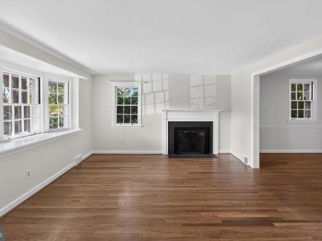 216 Huron Avenue