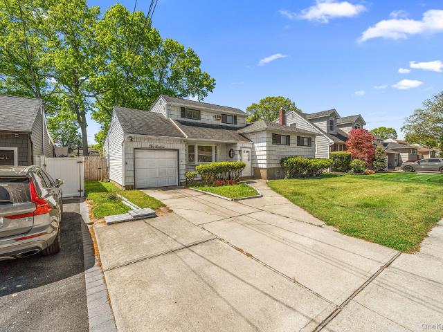 216 Oak Street