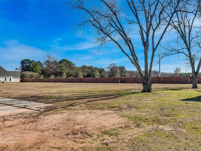 216 Overbrook Ln, Bossier City, LA 71111 | MLS #21213 | Compass