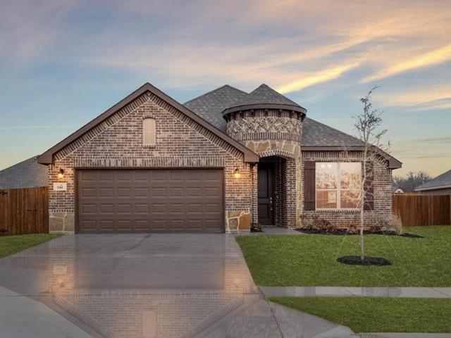 216 Magnolia Dr, Azle, TX 76020