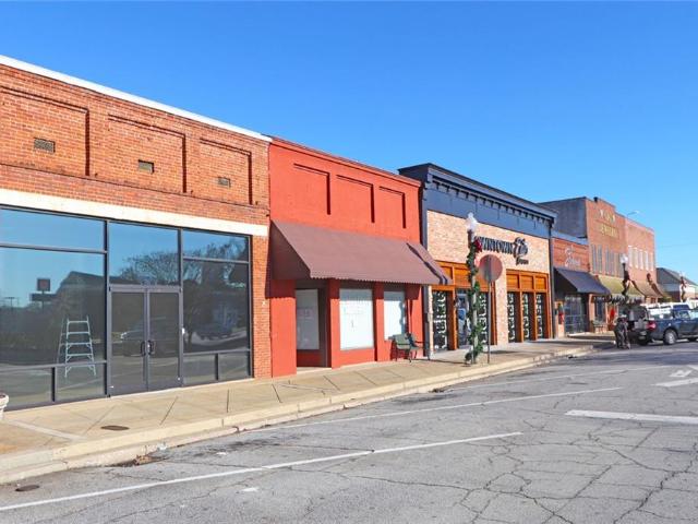 216 Main St, Bremen, GA 30110 | MLS #7693 | Compass