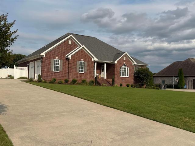 216 Meadow Ln