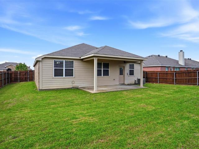 216 Meadow Ridge Dr, Anna, TX 75409 | MLS #21245 | Compass