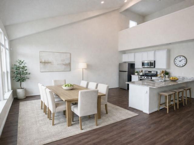 216 N Lynx Trail