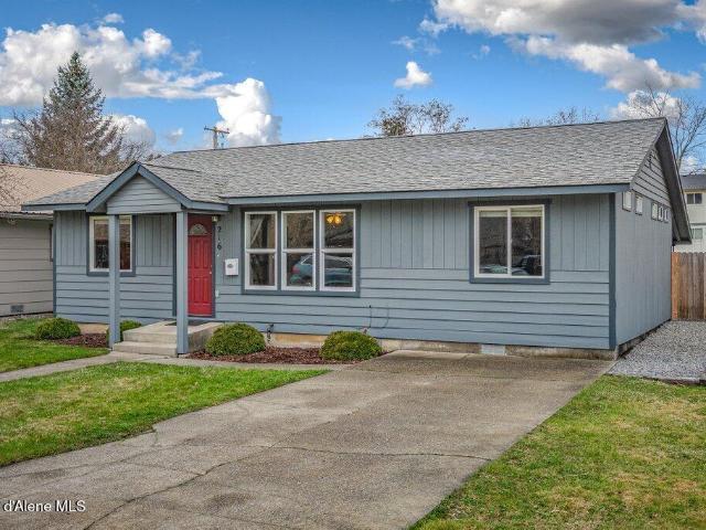 216 S 2nd Ave, Sandpoint, ID 83864 | MLS #26 2491 | Compass