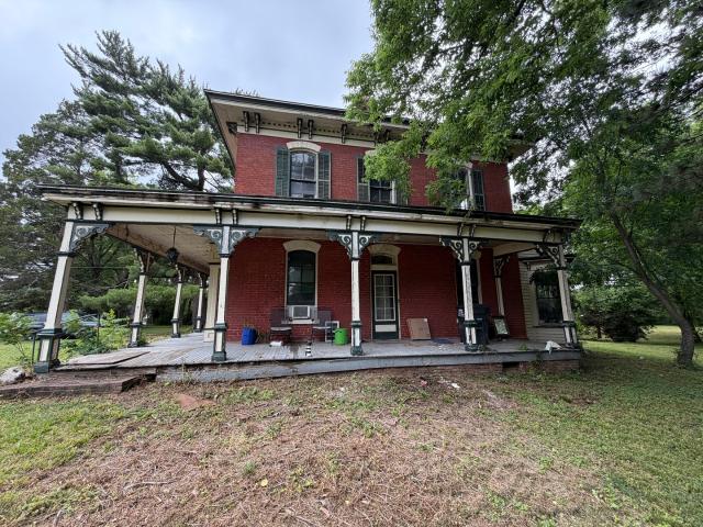 216 S Washington Street