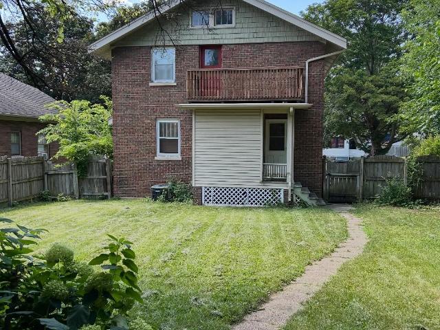 216 S London Avenue