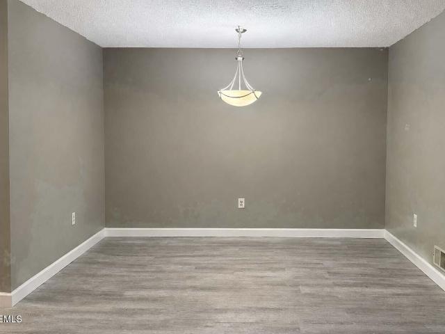 216 Sapphire Lane