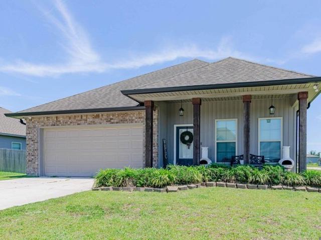 216 Shadow Pointe Rd, Thibodaux, LA 70301
