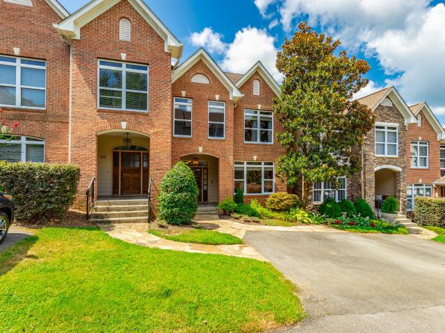 216 Shady Ridge Ln, Chattanooga, TN 37405 | MLS #1529 | Compass