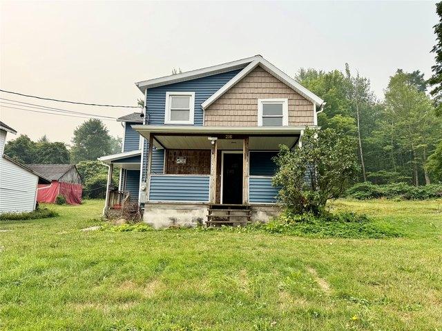 216 Sherman St, Corry, PA 16407