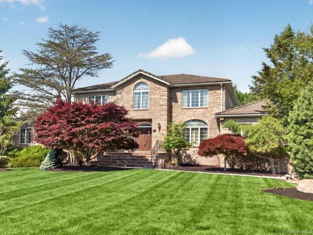 216 Strawtown Rd, New City, NY 10956