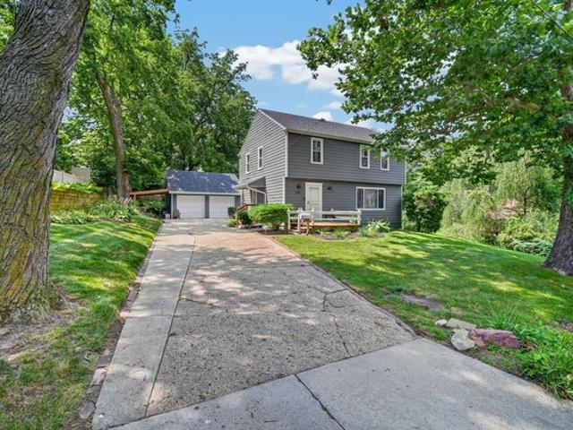 216 SW 39th St, Des Moines, IA 50312
