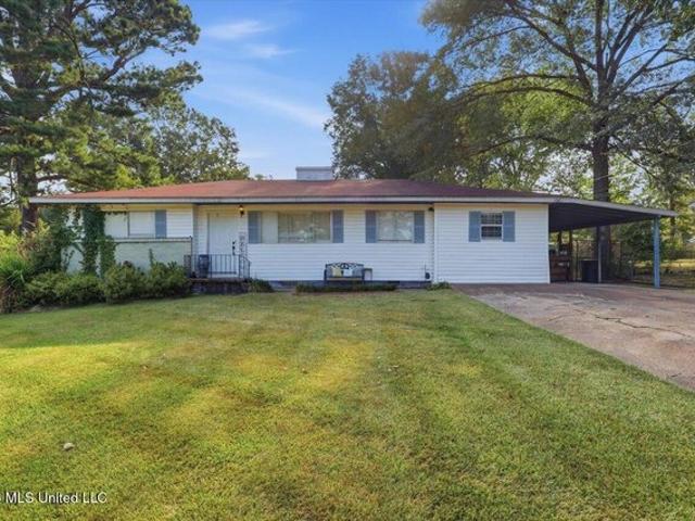 216 Pemberton Dr, Pearl, MS 39208