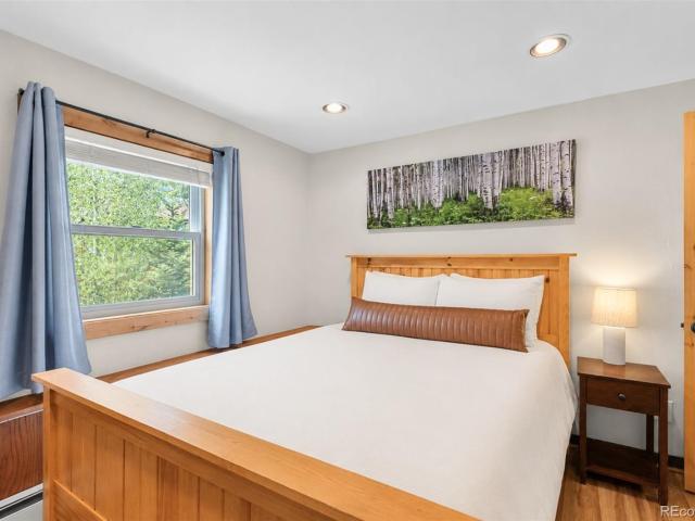 216 Pitkin Street # 14