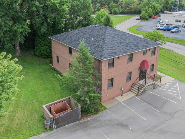 216 Pleasant Dr