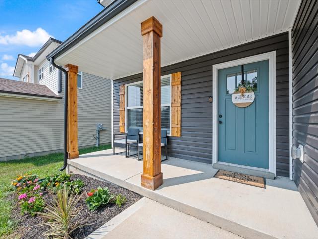 216 Quarry Overlook Way