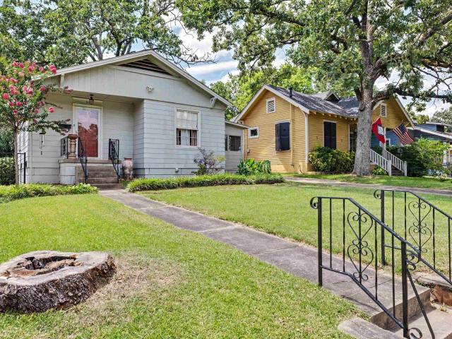 216 Rosetta Street