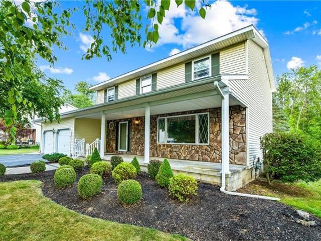 216 Ramblewood Dr, Utica, NY 13502