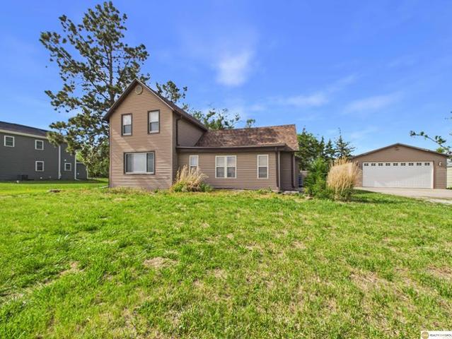 216 W 3rd St, Friend, NE 68359
