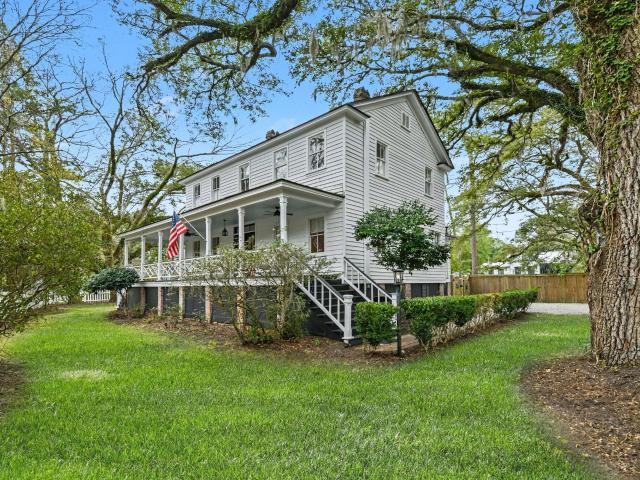 216 W Carolina Ave, Summerville, SC 29483 | MLS #26004