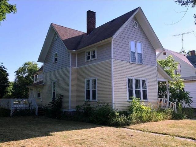 216 W Franklin Ave, Reed City, MI 49677