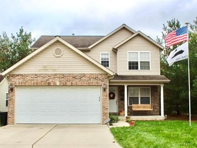 216 W Harrison St, Millstadt, IL 62260