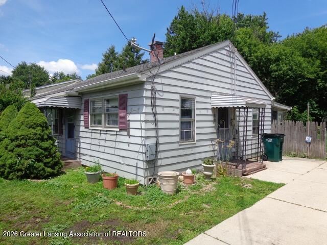 216 W Jolly Road