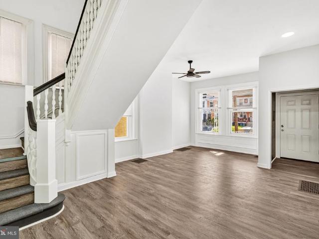 216 W Penn Street