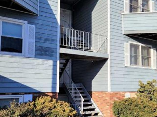 216 W Rd, Pleasant Valley, NY 12569