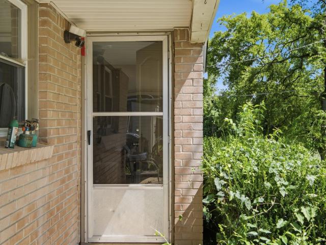 216 Walton Ferry Rd